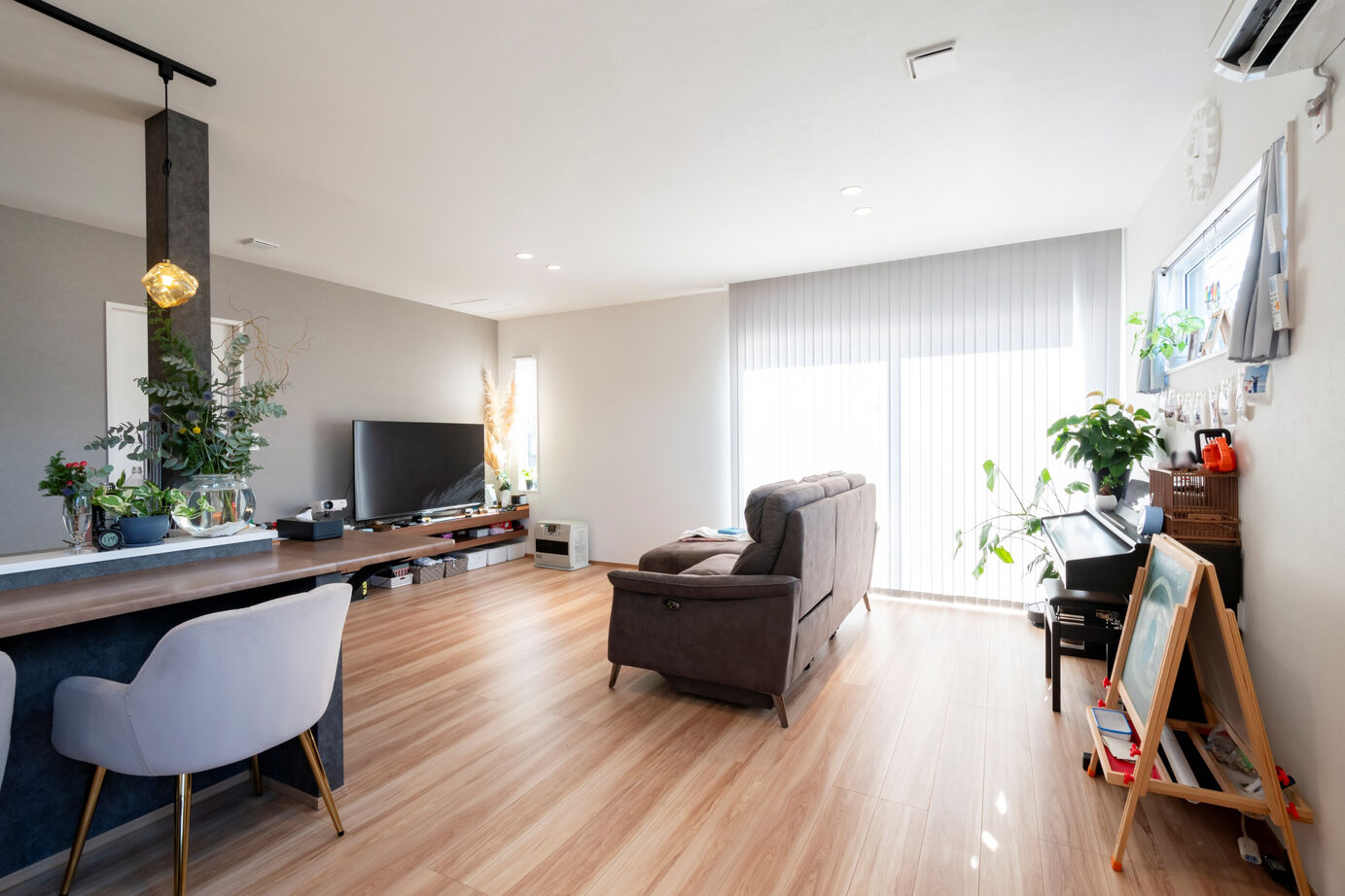 【SUUMO】 【2000万円台/141.6平米/間取り図有】家族が居心地の良いLDKに集まる、スキップフロアが特徴の上質な住まい - タマホーム の建築実例詳細 | 注文住宅