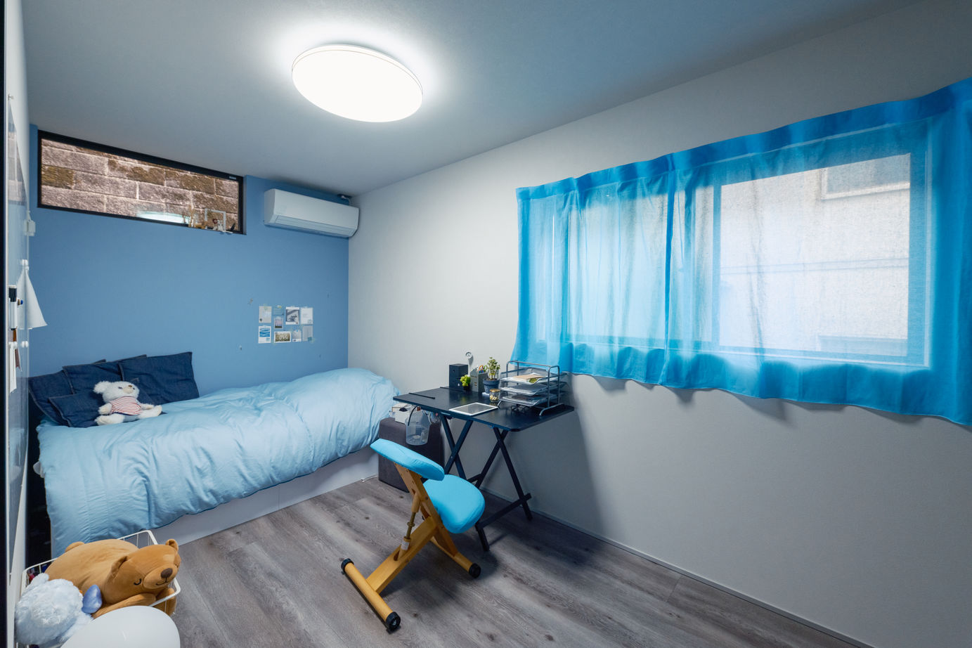 【SUUMO】 【4000～4500万円/間取り有】モルタルの壁に光が映える。美術館のような空間で、夫婦のワイン時間を楽しむ - ハウスイズム建築設計事務所 横須賀スタジオ 本社の建築実例詳細 ...