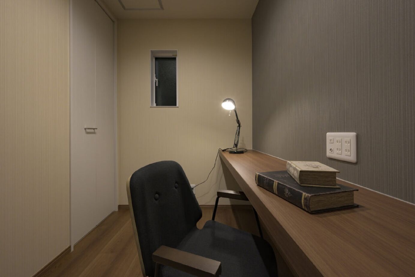 【SUUMO】 【太田市/3LDK+フリールーム/33.6坪】ZEH仕様でオールシーズン快適なモノトーンモダンの家 - 小向建設 桐生営業所の建築実例詳細 | 注文住宅