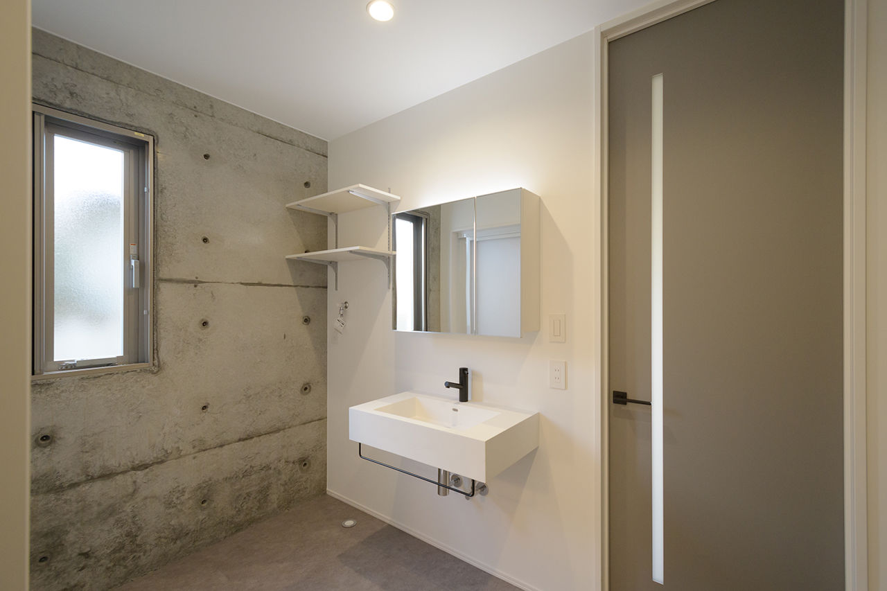 【SUUMO】 【3000万円台】スタイリッシュなRC造。見た目のデザインも、自然災害に強さを発揮する性能も重視した家 - 高翔 の建築実例詳細 | 注文住宅