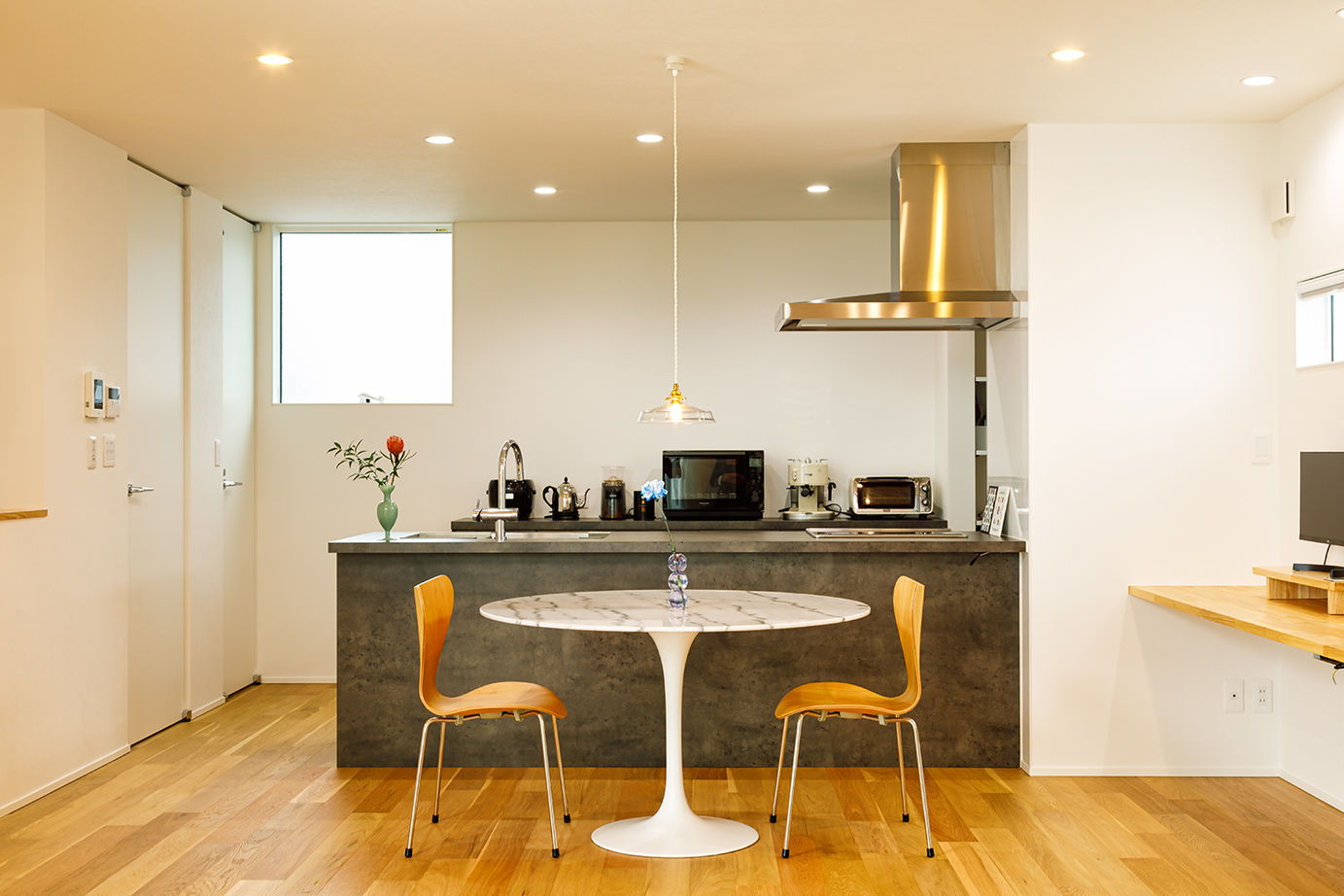 【SUUMO】 【1900万円/約30坪/間取り図】海が見えるバルコニーへつづく2階LDK。シンプル×ナチュラルモダンの注文住宅 - 三心 成田事務所（横浜店もあり）の建築実例詳細 | 注文住宅