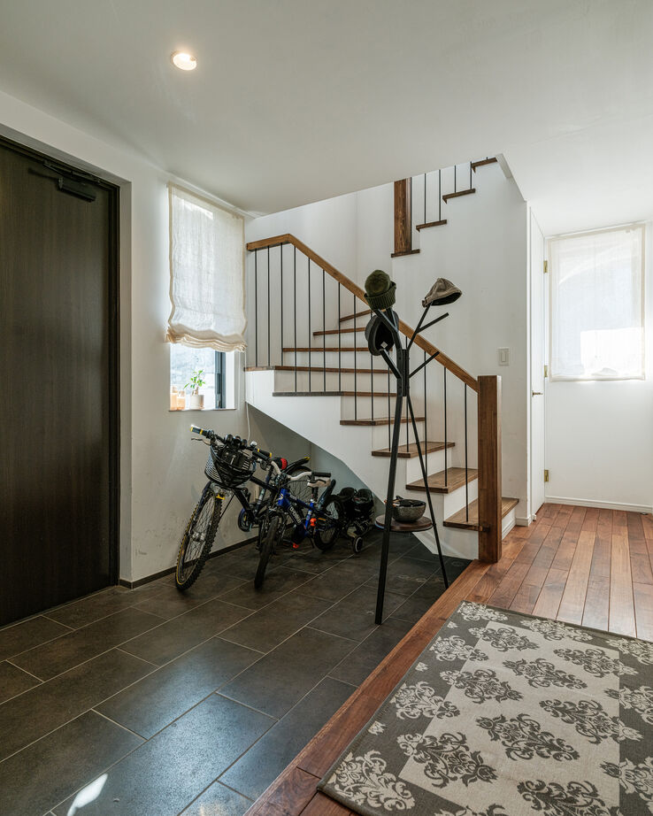 【SUUMO】 【4000万円～｜48坪｜2階リビング】海外仕様のキッチンとパッシブ設計で、家族に心地よい住まい - オモシロ設計集団 ecomo（エコモ） の建築実例詳細 | 注文住宅