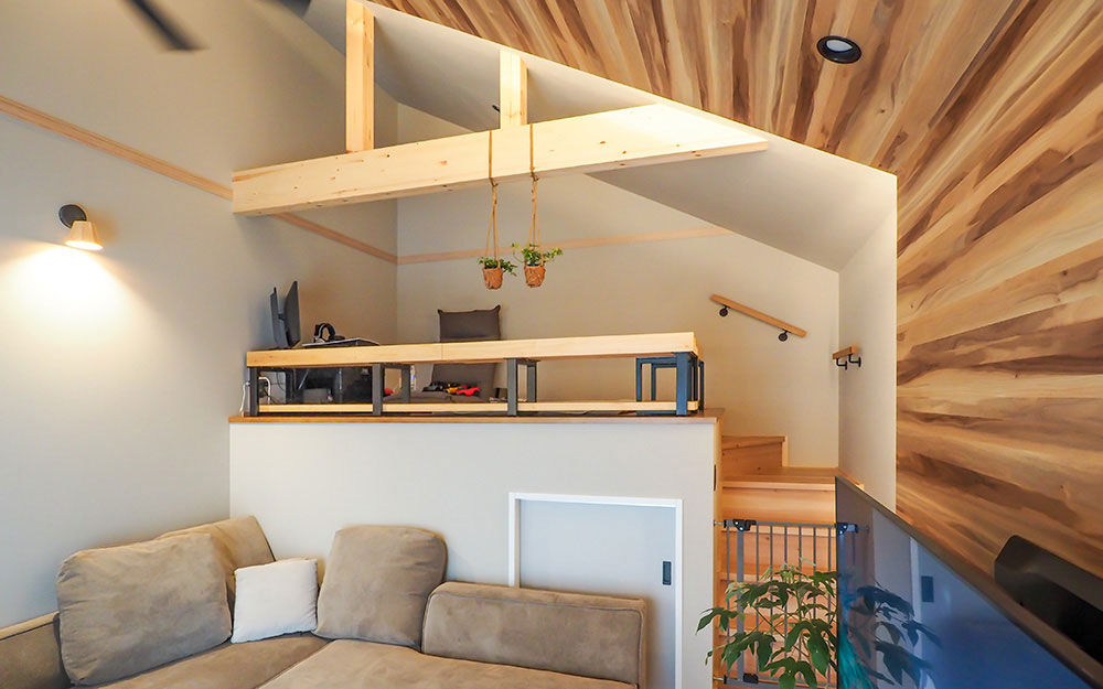 【SUUMO】 【25坪×スキップフロア×平屋】地震対策を重視した、中庭を囲むコの字の平屋。DIYでアメリカンに進化中 - ロイヤルウッド 一宮展示場の建築実例詳細 | 注文住宅