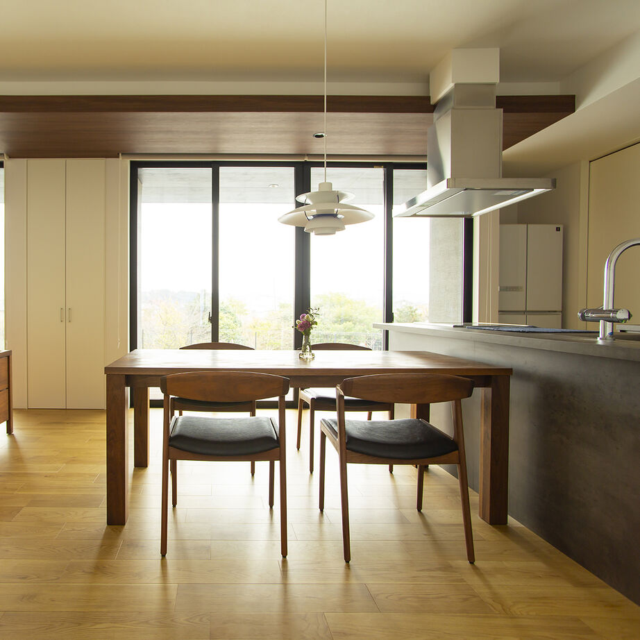 【SUUMO】 【27坪｜4LDK】この美しさが、ずっと続く。深い軒と直線美の平屋 - 三和エステート の建築実例詳細 | 注文住宅