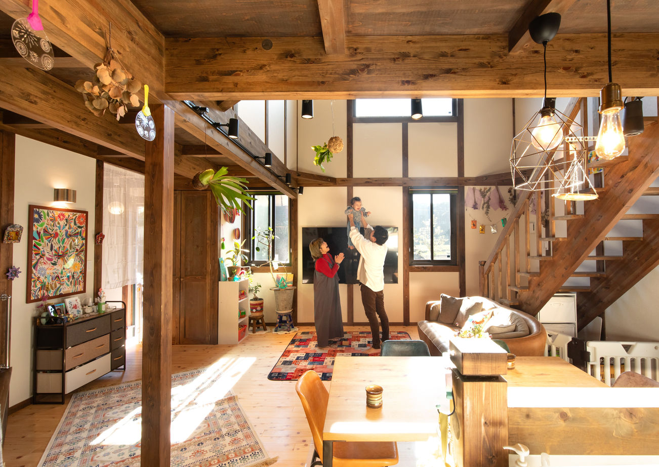 【SUUMO】 [29.9坪/タイル/小上がり]イロドリ空間に心躍るカラフルポップなひのきの家 - 綿半林業 お客様係の建築実例詳細 | 注文住宅