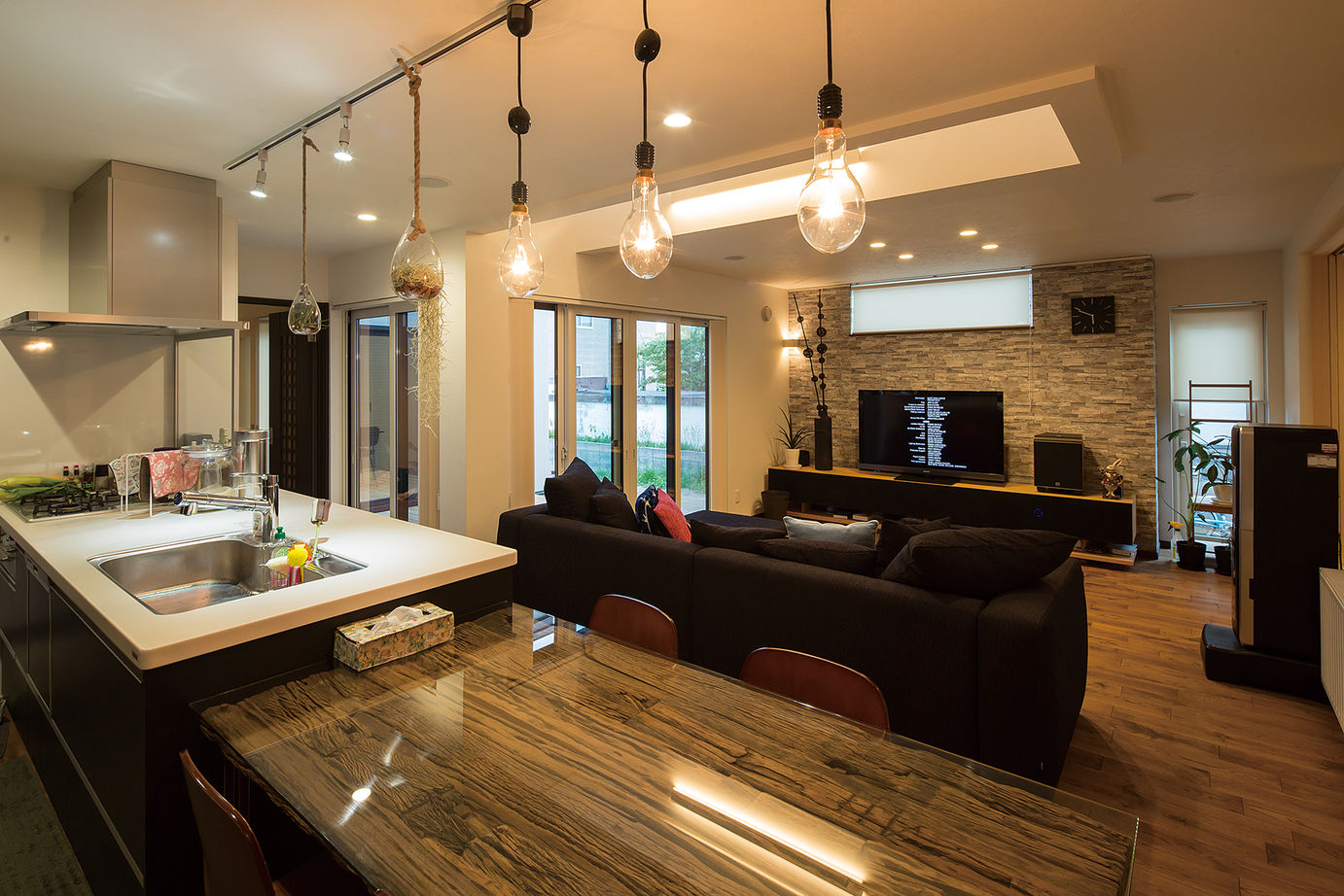 【SUUMO】 【屋上/書斎/露天風呂/6LDK間取図】「心にゆとりが持てるようになりました」開放的で笑い声が続く家 - プエルダホーム 札幌支店の建築実例詳細 | 注文住宅