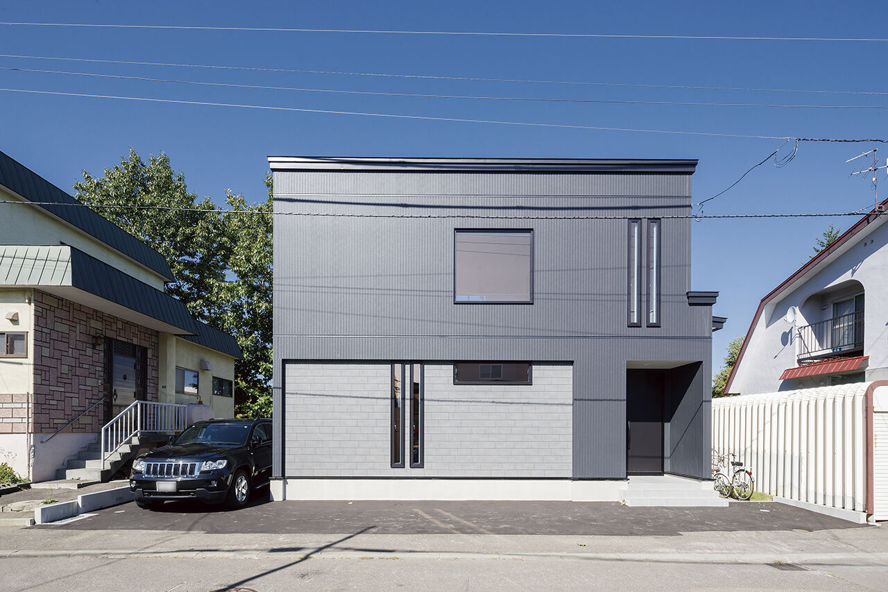 【SUUMO】 【吹抜け/テラス/3LDK間取図】外遊びと日常をつなぎ、ダイナミックな吹抜けリビングでくつろげる住まい - プエルダホーム 札幌支店の建築実例詳細 | 注文住宅