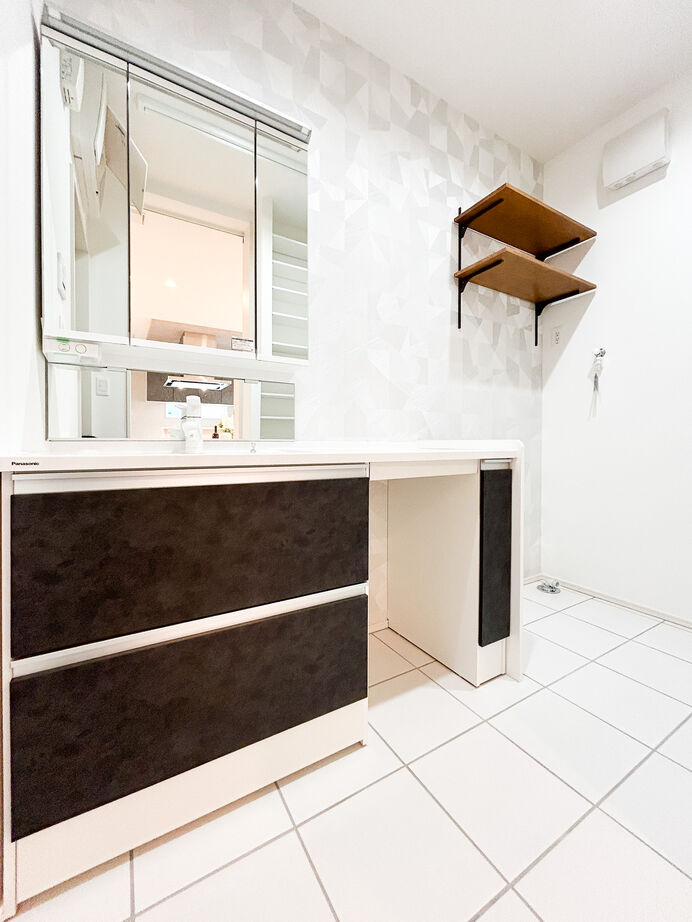 【SUUMO】 【20坪台/間取り図】約8帖の吹抜けリビングが叶える家族が集う大空間LDK - ユニバーサルホーム（福岡マリナ通り店、福岡南店、宗像店、唐津店） 福岡南店の建築実例詳細 | 注文住宅