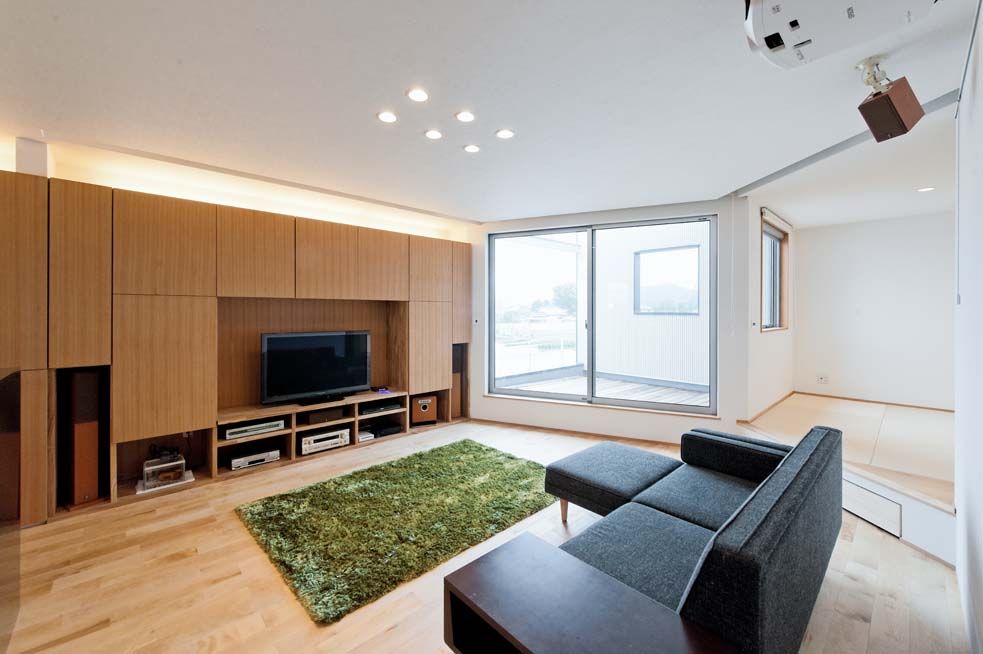 【SUUMO】 【2100～2200万円/間取り図有】インナーガレージ×趣味室、2階リビング×シアタールーム…大人の憧れを凝縮 - コラボハウス一級建築士事務所 中百舌鳥オープンスタジオの建築 ...