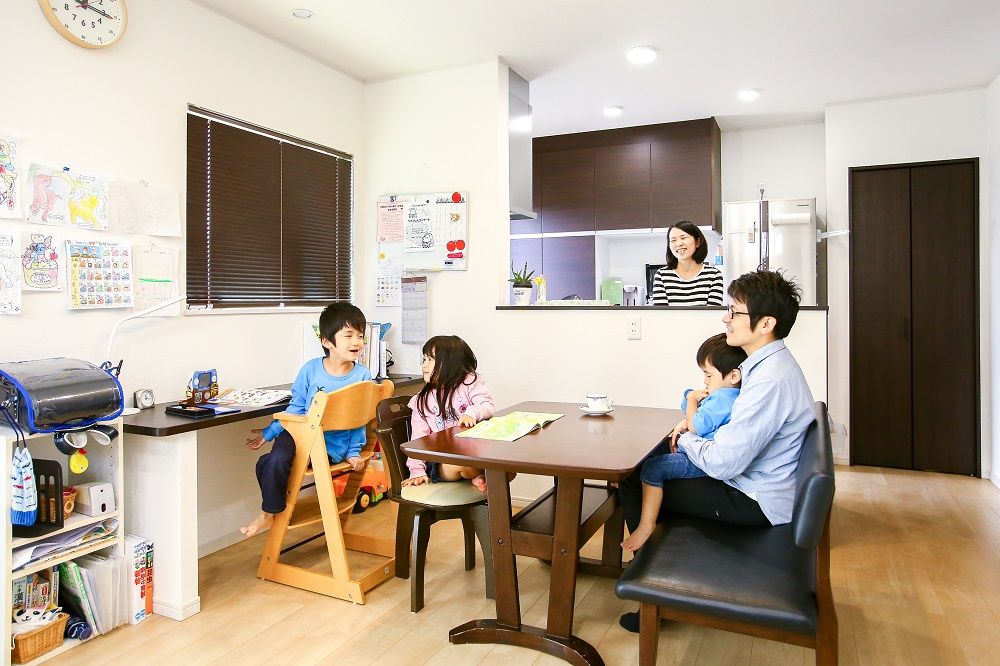 【SUUMO】 【間取り図有】家事ラク間取りで5人が快適に暮らす回遊できる5LDK - タキナミ 住まいの体感ランドの建築実例詳細 | 注文住宅