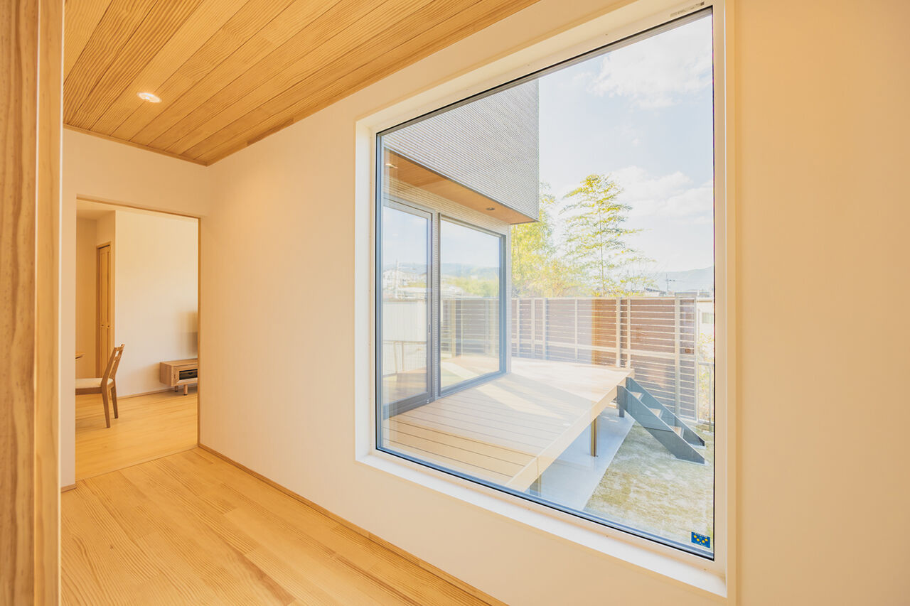 【SUUMO】 【30.1坪｜3LDK｜変形地】遠くまで見渡せる高台。眺望の良さを活かした住まい - R+house福岡東（永代ハウス） の建築実例詳細 | 注文住宅