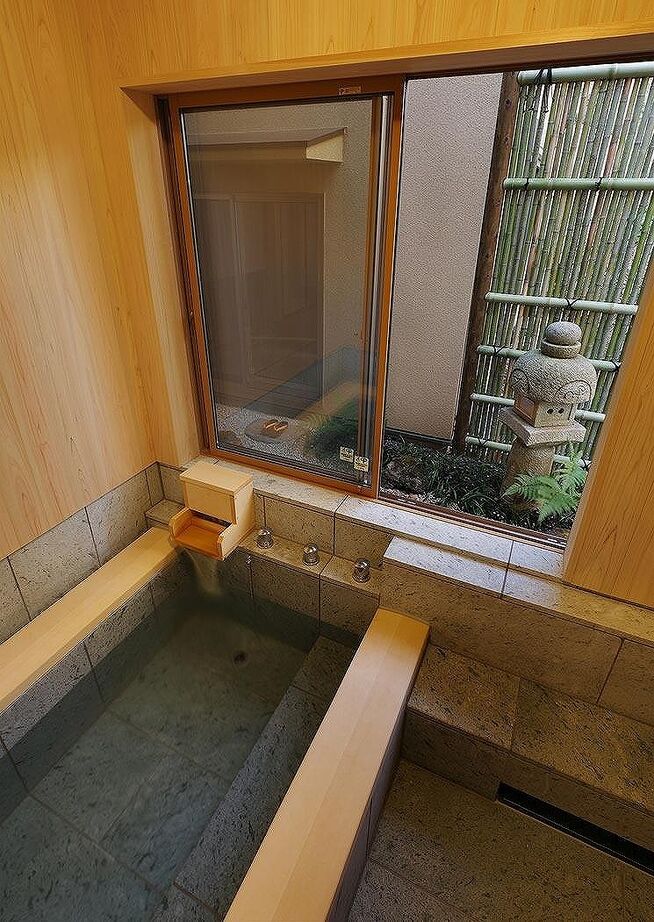 【SUUMO】 【30坪台／平屋／アトリエ】伊豆高原の別荘地に建つ和瓦葺き切妻屋根の平屋 - 菊池建設 東京営業所の建築実例詳細 | 注文住宅