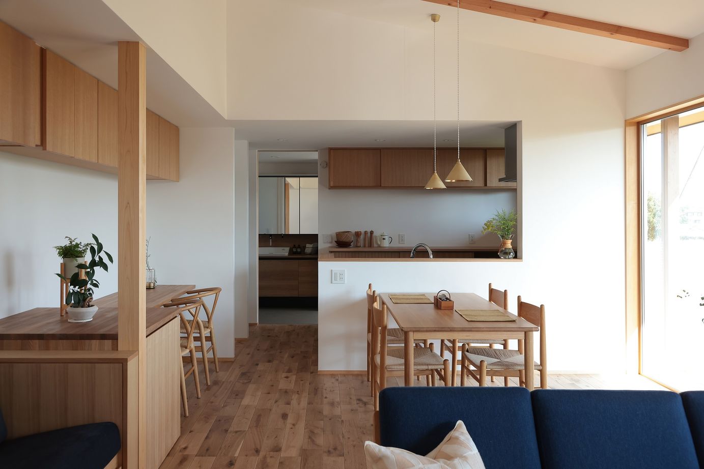 【SUUMO】 シンプルな空間に宿す、美しさ。自然素材の風合いに包まれた家 - WABIKA/廣神建設（ひろかみけんせつ） の建築実例詳細 | 注文住宅