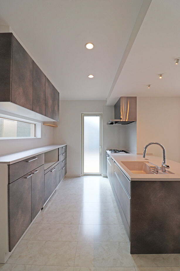 【SUUMO】 【2000万円台後半｜家事ラク｜自家発電｜間取り図有】オープン階段が印象的！家族みんなの居場所がある家 - 東陽AP の建築実例詳細 | 注文住宅