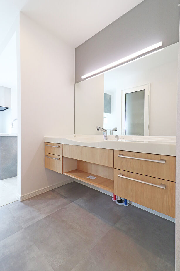 【SUUMO】 【2000万円台後半｜家事ラク｜自家発電｜間取り図有】オープン階段が印象的！家族みんなの居場所がある家 - 東陽AP の建築実例詳細 | 注文住宅