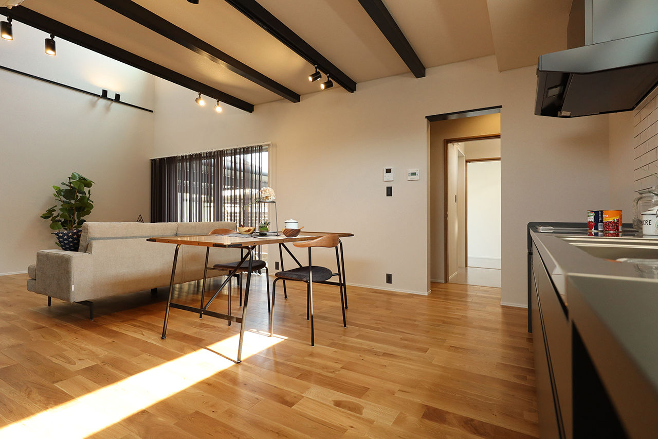 【SUUMO】 DIY好きな家族のための、カスタマイズできるシンプルモダンハウス - メゾンデザイン工房 の建築実例詳細 | 注文住宅