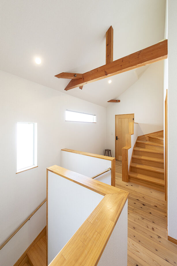 【SUUMO】 【4000万円台／収納充実／間取図】自然素材と高い住宅性能で、心地よい暮らしを叶えたイギリス風の洋館 - TH健康住宅 の建築実例詳細 | 注文住宅