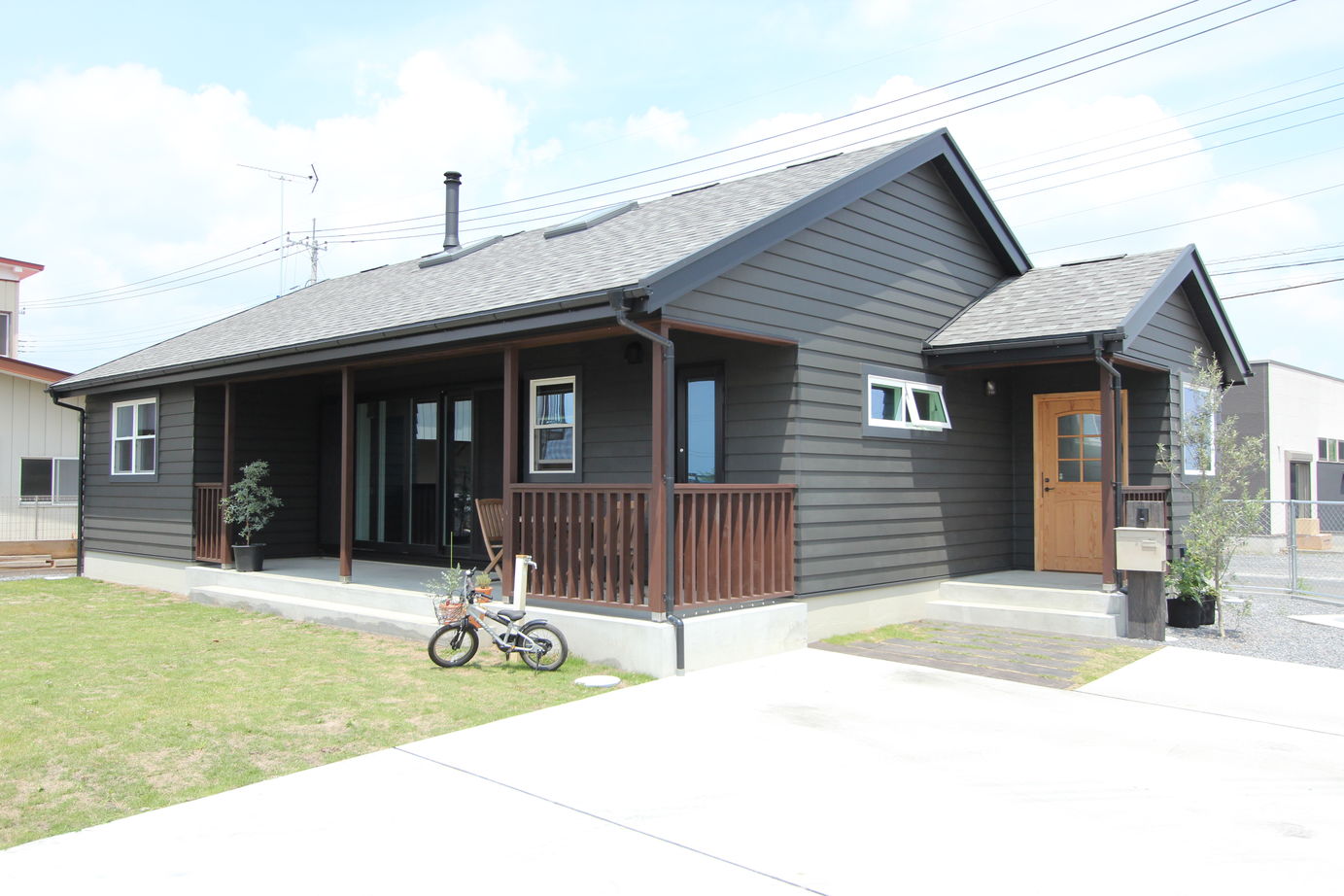 【SUUMO】 （栃木市/3LDK/31.37坪/広い土間玄関】アウトドアの楽しさを家にいなが味わえるキャンパーズハウス - オークヴィルホームズ オークヴィレッジの建築実例詳細 | 注文住宅