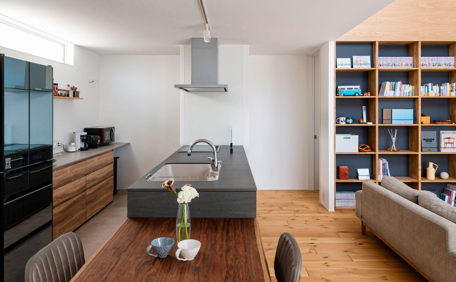 【SUUMO】 【2000万円台/3LDK/間取り図/注文住宅】わが家の2階をオフィスに。吹抜けでON/OFFが繋がる、働きやすい家 - グランハウス 一級建築士事務所 一宮オープンスタジオの ...