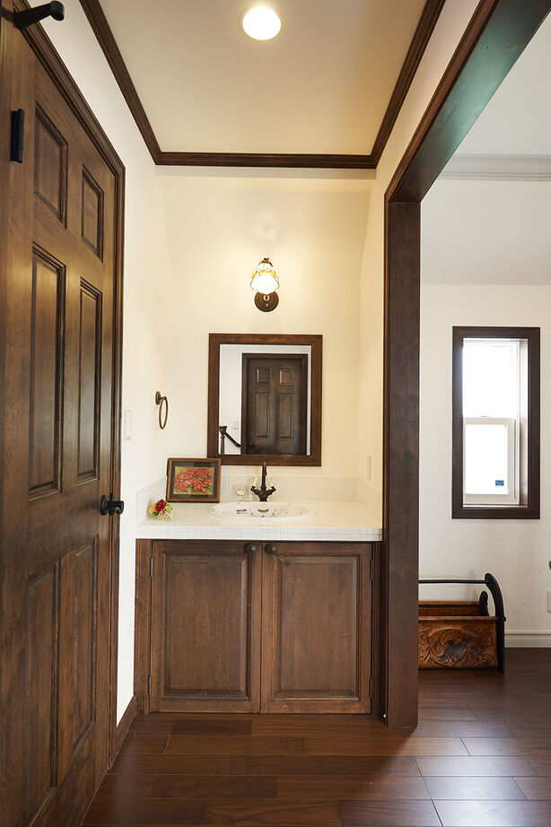 【SUUMO】 【4000万円～/イギリス・コッツウォルズ】海外暮らしを再現した石貼りの外壁と吹き抜けの塔屋 - 北条建設 の建築実例詳細 | 注文住宅