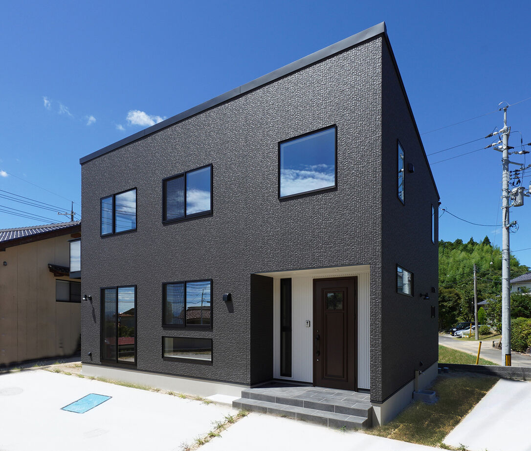 【SUUMO】 【1000万円～1499万円／5LDK／1階和室あり／間取図有】回遊動線で合理性をかなえた家 - ジブンハウス の建築実例詳細 | 注文住宅