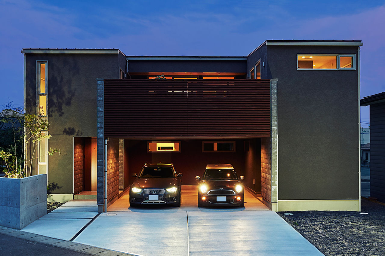 【SUUMO】 【3000～3499万円／天童市／2階リビング／ルーフバルコニー】家族と車との暮らしを楽しむインナーガレージ - ハウスデザイン一級建築士事務所 の建築実例詳細 | 注文住宅