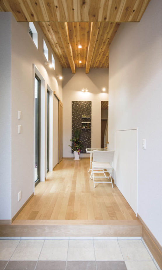 【SUUMO】 【2000～2499万円/36坪】平屋に中2階の寝室＋床下収納 中庭・勾配天井と希望を全て叶えた間取り - アーティックスホーム BY なかやしき の建築実例詳細 | 注文住宅