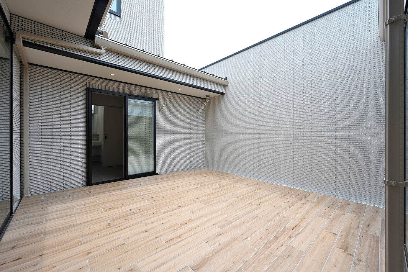 【SUUMO】 【本体価格3000万円台】リビングと中庭がつながる。冬は屋内でストーブやサウナ、夏は屋外でBBQやプール - サブライムホーム（SUBLIME HOME） 守山店の建築実例詳細 ...