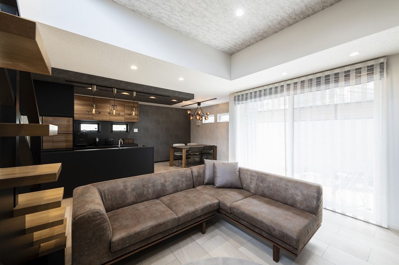 【SUUMO】 【2階建て/2000～2500万円/3LDK間取り図有/41.29坪】こだわりの外観やハイ天井で開放感のある家 - アーキテックプランニング の建築実例詳細 | 注文住宅