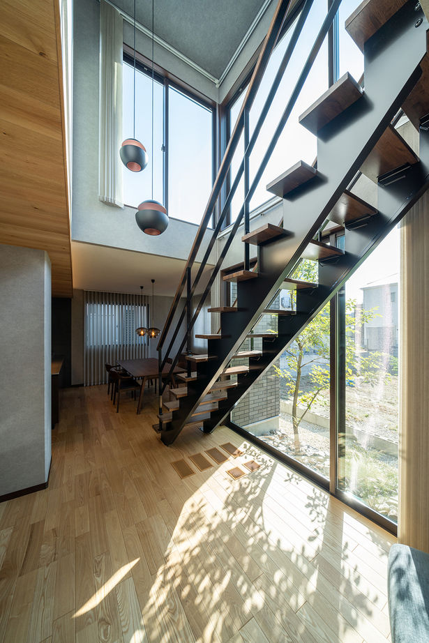 【SUUMO】 【30.9坪/夫婦+子ども1人】家で過ごす時間を贅沢な日常に。心地よさを追求した空間の豊かさを感じる住まい - セキスイハイム の建築実例詳細 | 注文住宅