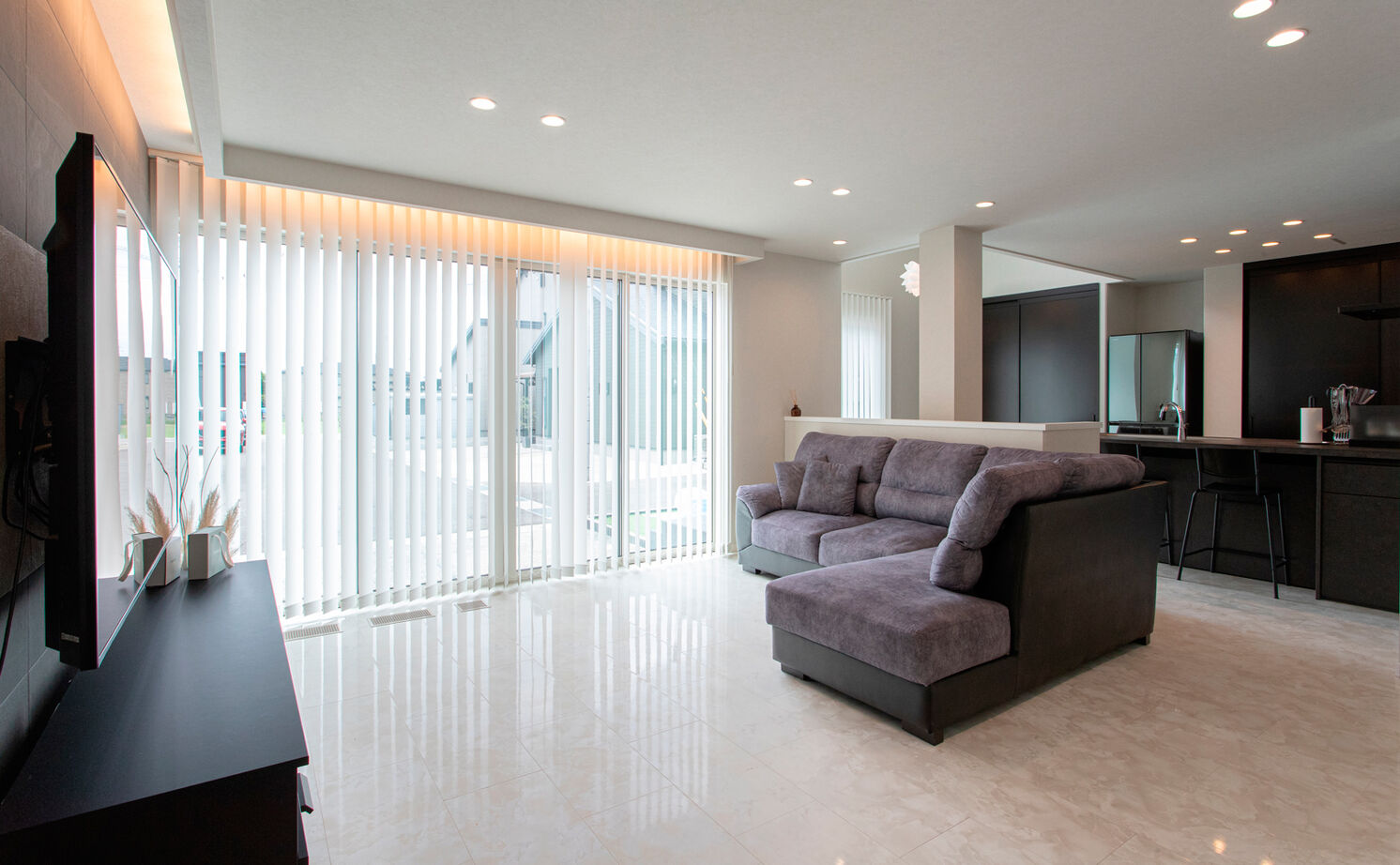 【SUUMO】 【30.5坪/夫婦+子ども2人】大開口の広いLDKや回遊動線、大型収納など、家族を第一に想い設計した平屋住宅 - セキスイハイム の建築実例詳細 | 注文住宅