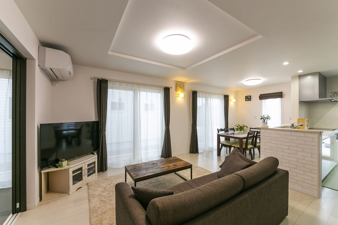 【SUUMO】 家賃＋光熱費と比べて決断 家族5人が暮らす5LDKの暖かい家 - あいホーム の建築実例詳細 | 注文住宅