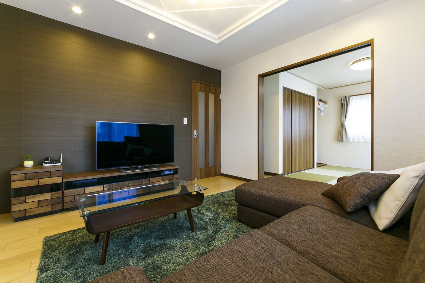 【SUUMO】 6LDKで叶えた夢。子どもたち4人がコーディネートした「自分の部屋」 - あいホーム の建築実例詳細 | 注文住宅