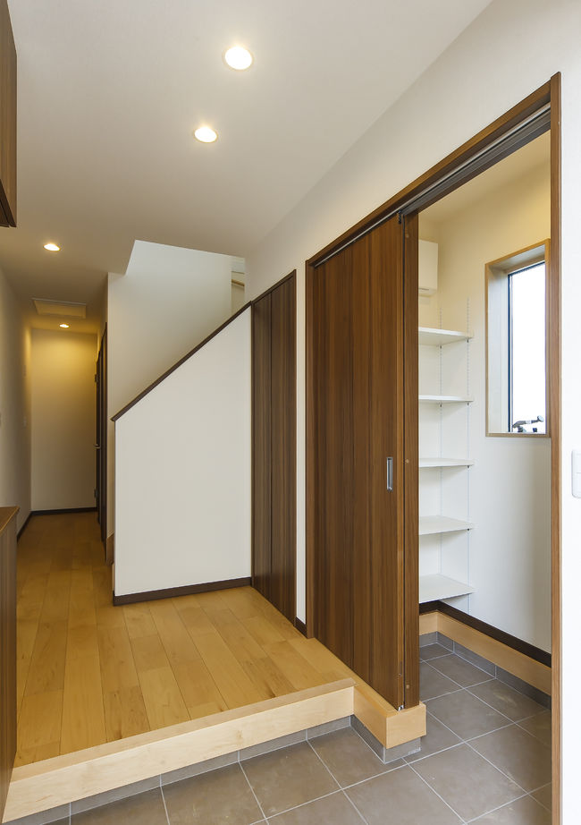 【SUUMO】 6LDKで叶えた夢。子どもたち4人がコーディネートした「自分の部屋」 - あいホーム の建築実例詳細 | 注文住宅