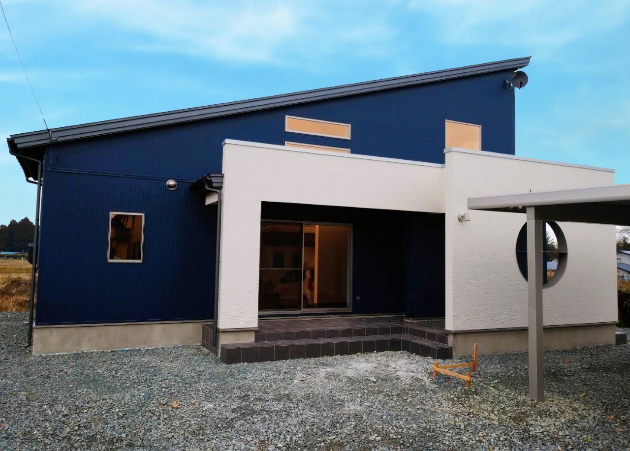 【SUUMO】 平屋と2階建ての特長を併せもつ、「1.5階建て」の二世帯住宅 - スマイヴ の建築実例詳細 | 注文住宅