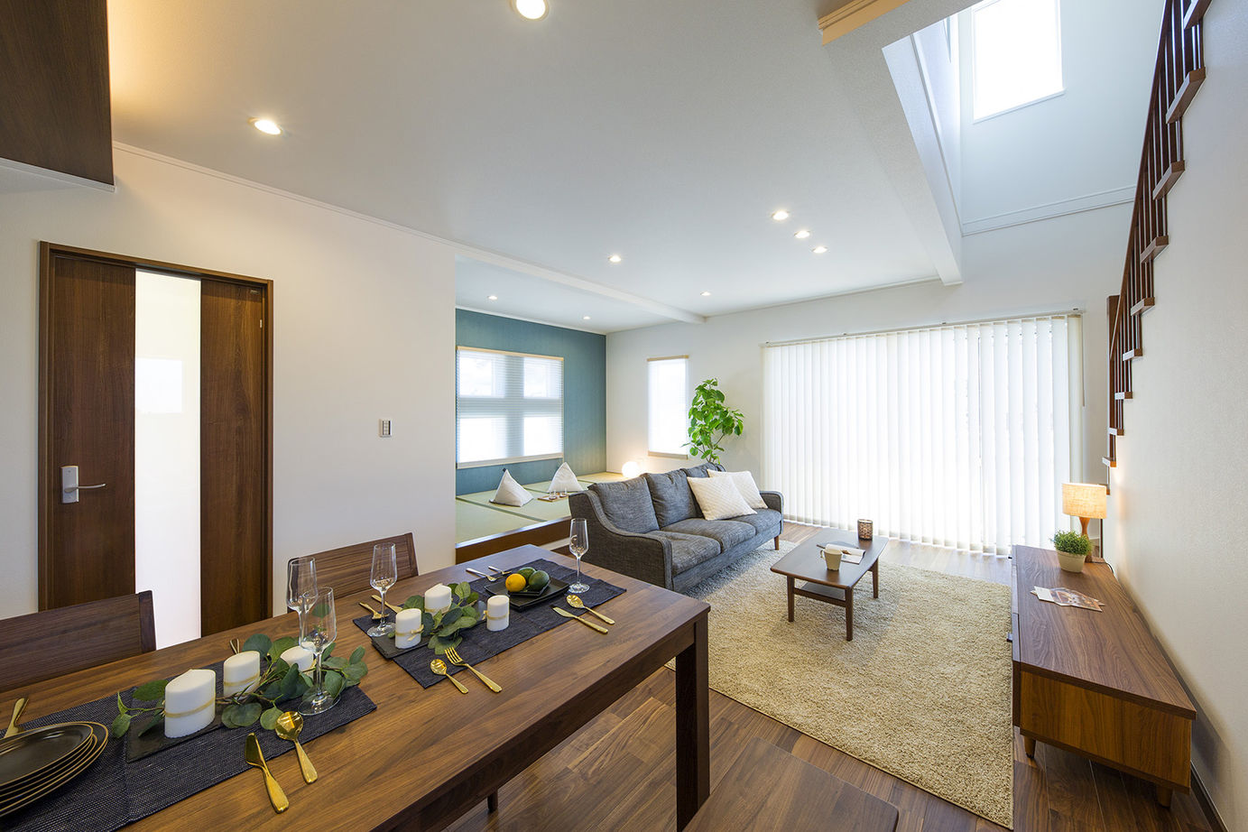 【SUUMO】 【1700万円／吹き抜け／スカイバルコニー／間取図あり】スカイバルコニーの開放感ときれいな空気を楽しむ家 - フレスコ の建築実例詳細 | 注文住宅