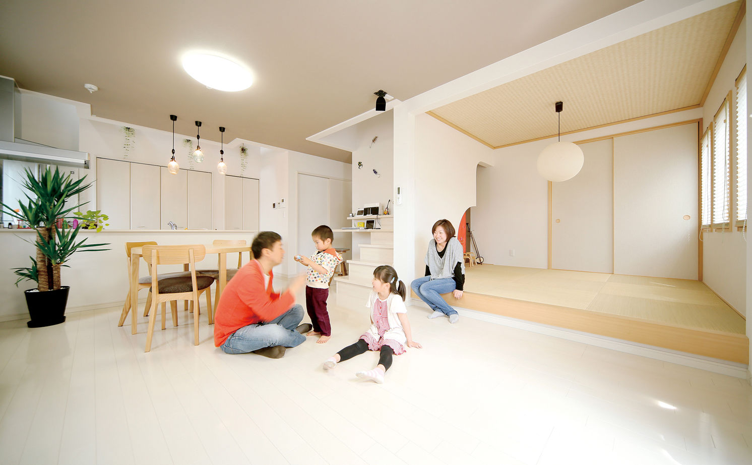 【SUUMO】 【1000万円台／30.2坪／バイクガレージ】夢を叶えてくれた斬新なアイデアで趣味が思いっきり楽しめる家に - ナナホーム(川越) の建築実例詳細 | 注文住宅