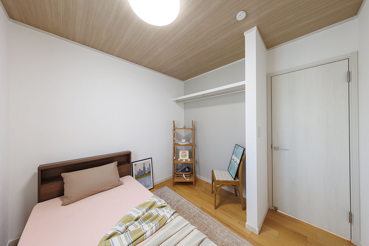 【SUUMO】 【1000万円台後半／23.5坪／3LDK＋WIC】II列型キッチンとダイニングカウンターでリビングを広見せ - AD.MAX の建築実例詳細 | 注文住宅