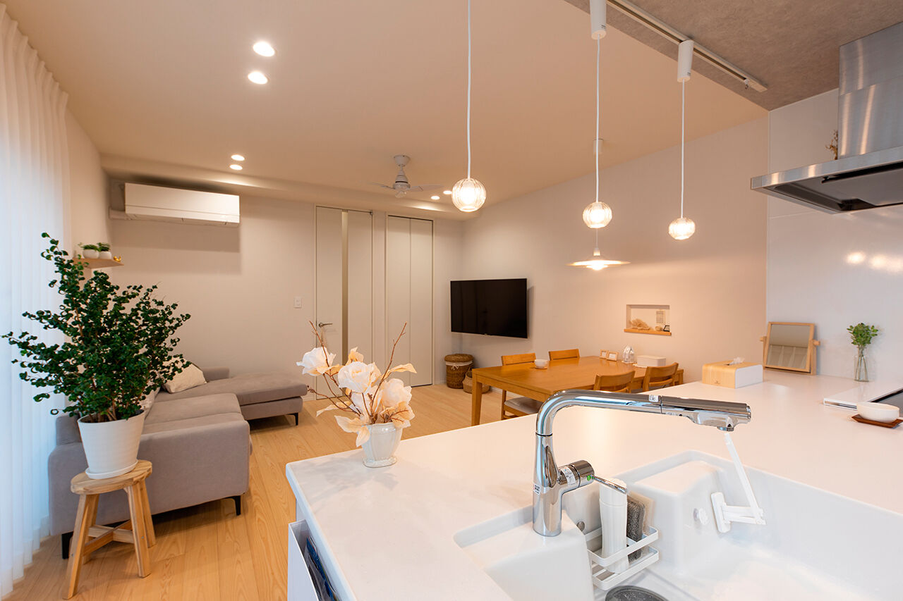 【SUUMO】 【40坪台/駐車スペース有/二世帯】収納たっぷり。家事ラク間取りも参考になるナチュラルモダンな二世帯住宅 - 福工房 小田原展示場の建築実例詳細 | 注文住宅