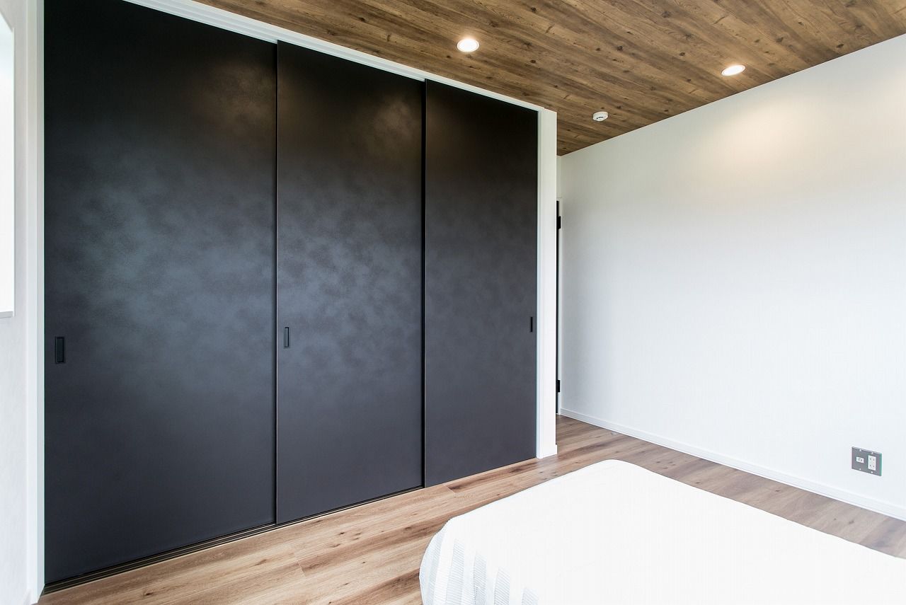 【SUUMO】 【33.4坪/2,200～2,299万円】無垢材を使ったLDK。吹き抜け、ダイニングカウンターこだわりが詰まった家 - マルニホーム の建築実例詳細 | 注文住宅