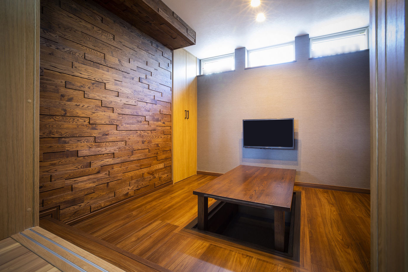 【SUUMO】 【4LDK間取図/アイランドキッチン/パントリー】アイデア光るデザインで実現！開放的な中2階の勉強スペース - ID アーキテクチャル アトリエ 東雁来モデルの建築実例詳細 ...