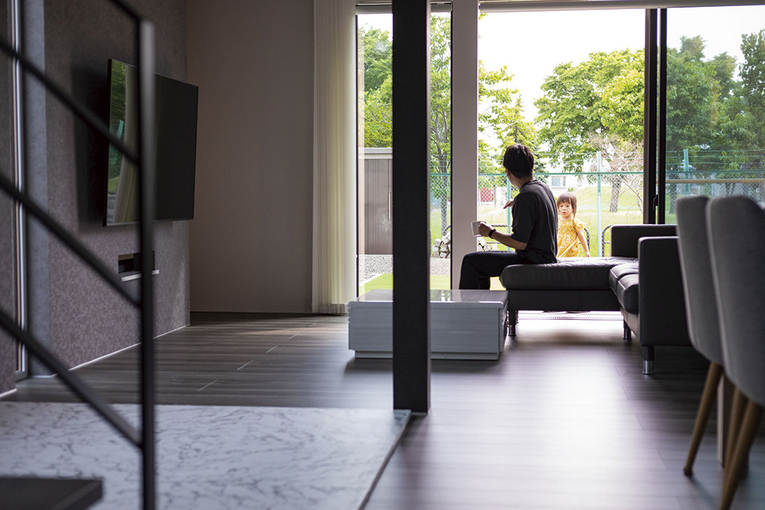 【SUUMO】 【3LDK間取図あり/書斎/ガルバリウム外壁】ホテルライクな空間に憧れて。生活感を感じさせない家づくり - ID アーキテクチャル アトリエ 東雁来モデルの建築実例詳細 | 注文住宅