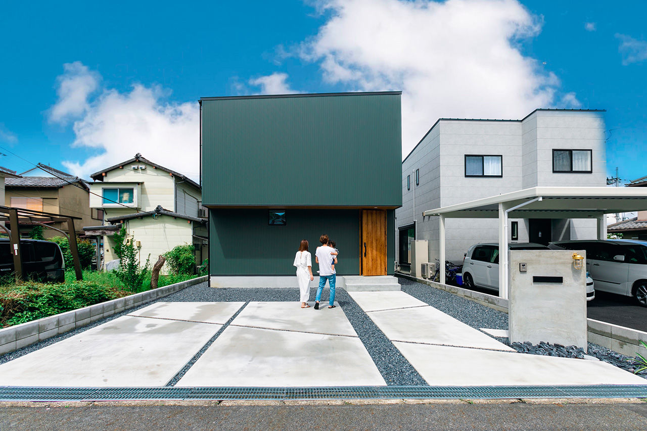 【SUUMO】 【2100万円台/延床30坪台/間取り図有】木目×グレーのシンプルに徹した、大人ナチュラルな住まい - シンプルハウス の建築実例詳細 | 注文住宅