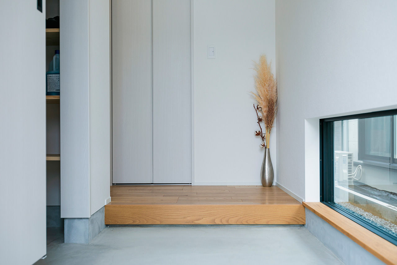 【SUUMO】 【2100万円台/延床30坪台/間取り図有】木目×グレーのシンプルに徹した、大人ナチュラルな住まい - シンプルハウス の建築実例詳細 | 注文住宅