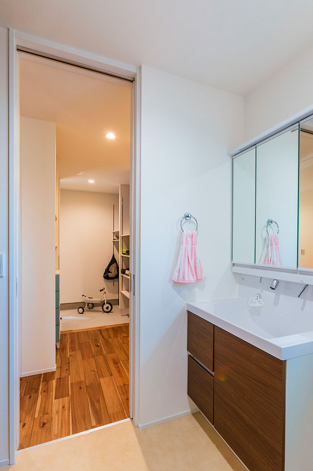 【SUUMO】 【2100万円台/延床30坪台/間取り図有】おうちバーが楽しめる、温もりあふれる住まい - シンプルハウス の建築実例詳細 | 注文住宅