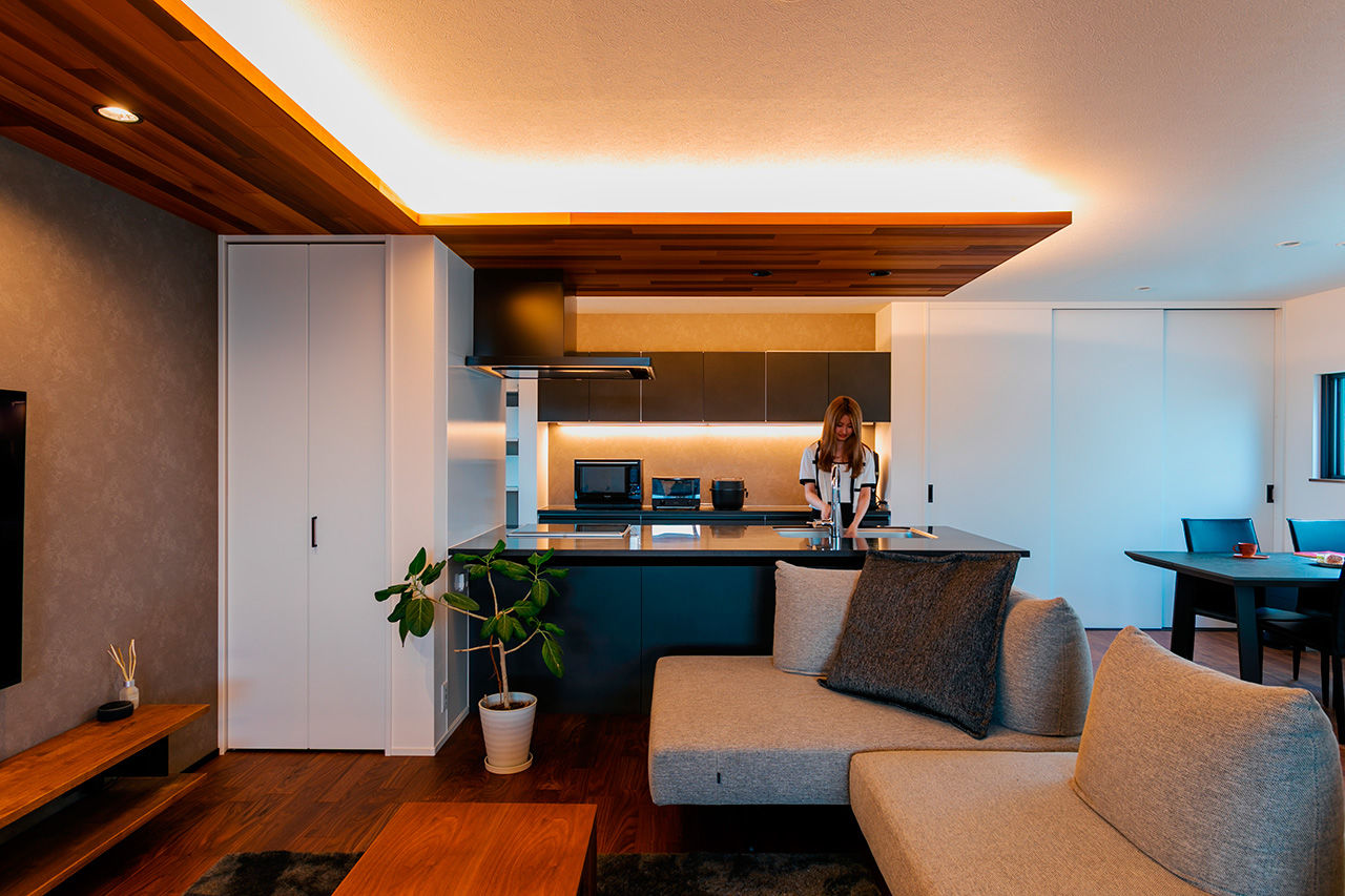 【SUUMO】 【2200万円台/延床30坪台/間取り図有】2階リビング×大きなインナーバルコニーのある、ホテルライクな家 - シンプルハウス の建築実例詳細 | 注文住宅