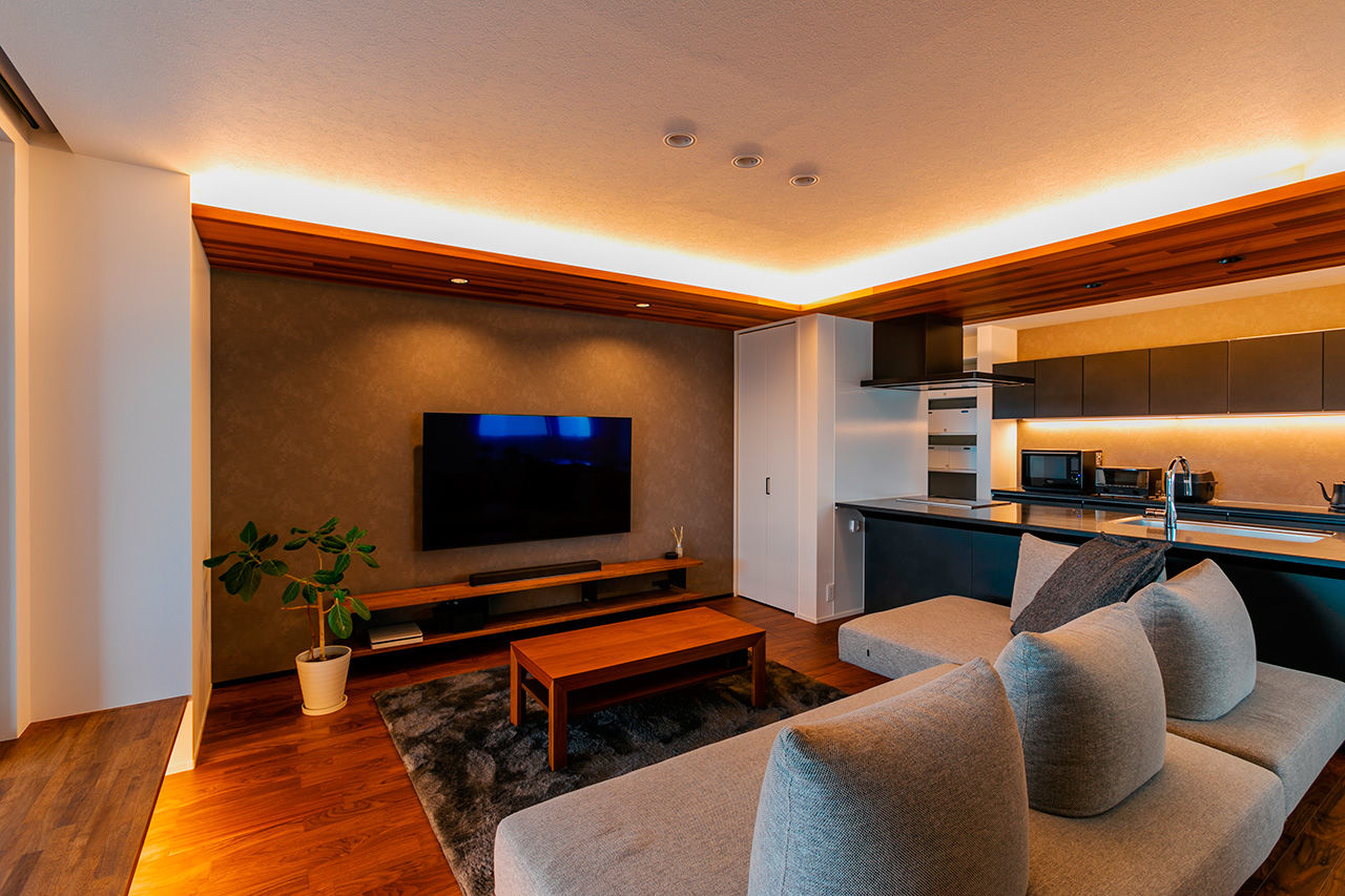 【SUUMO】 【2200万円台/延床30坪台/間取り図有】2階リビング×大きなインナーバルコニーのある、ホテルライクな家 - シンプルハウス の建築実例詳細 | 注文住宅