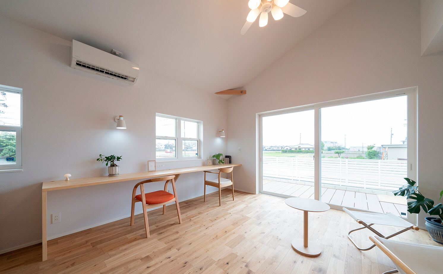 【SUUMO】 【2000万円台/平屋/3LDK/20坪台】可愛い外観が目を惹くおしゃれな南欧風平屋。ママ目線の家事動線に注目！ - オーパス スタイル 本社ショールームの建築実例詳細 | 注文住宅