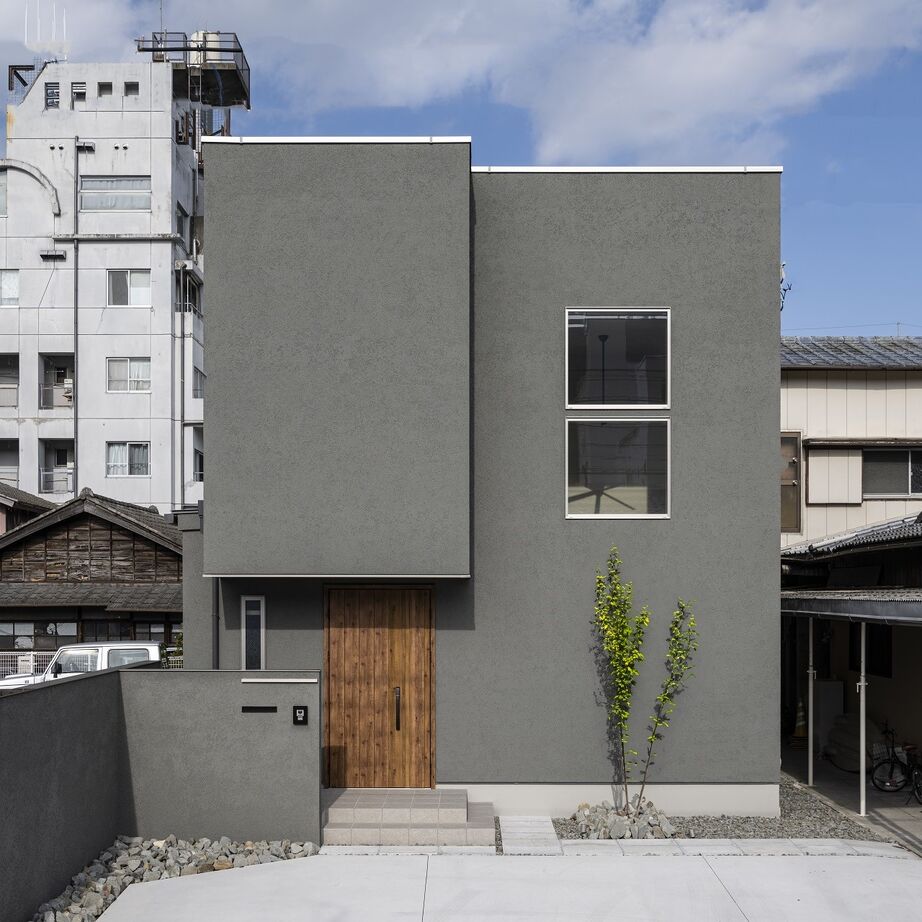 【SUUMO】 【間取有／37.9坪／3LDK／2wayタイプ／吹抜け】グレーの塗り壁でシンプルなスクエアボックスハウス - コウエイハウジング の建築実例詳細 | 注文住宅