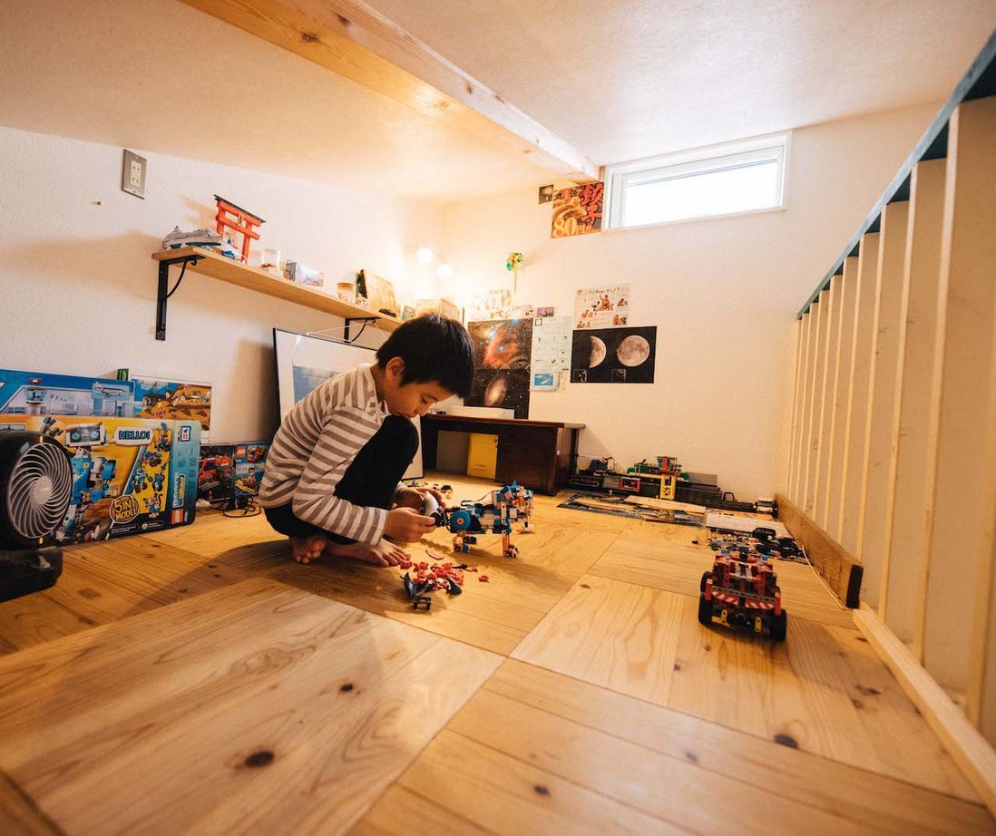 【SUUMO】 【4000万円台/40坪台/間取り/バルコニー】秘密基地のような小屋裏、家庭菜園とみんなが楽しめる二世帯住宅 - スタジオCoCo-Li 一級建築士事務所 の建築実例詳細 | 注文住宅